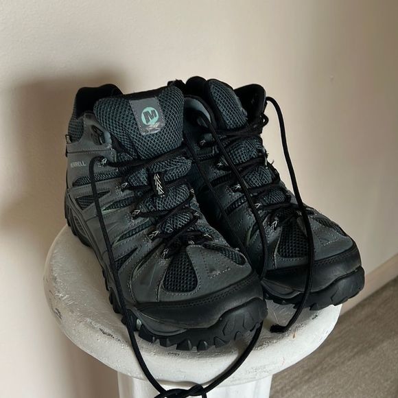 Merrell | Shoes | Womens Moab3 Mid Waterproof Hiking Boots Size 95 The ...